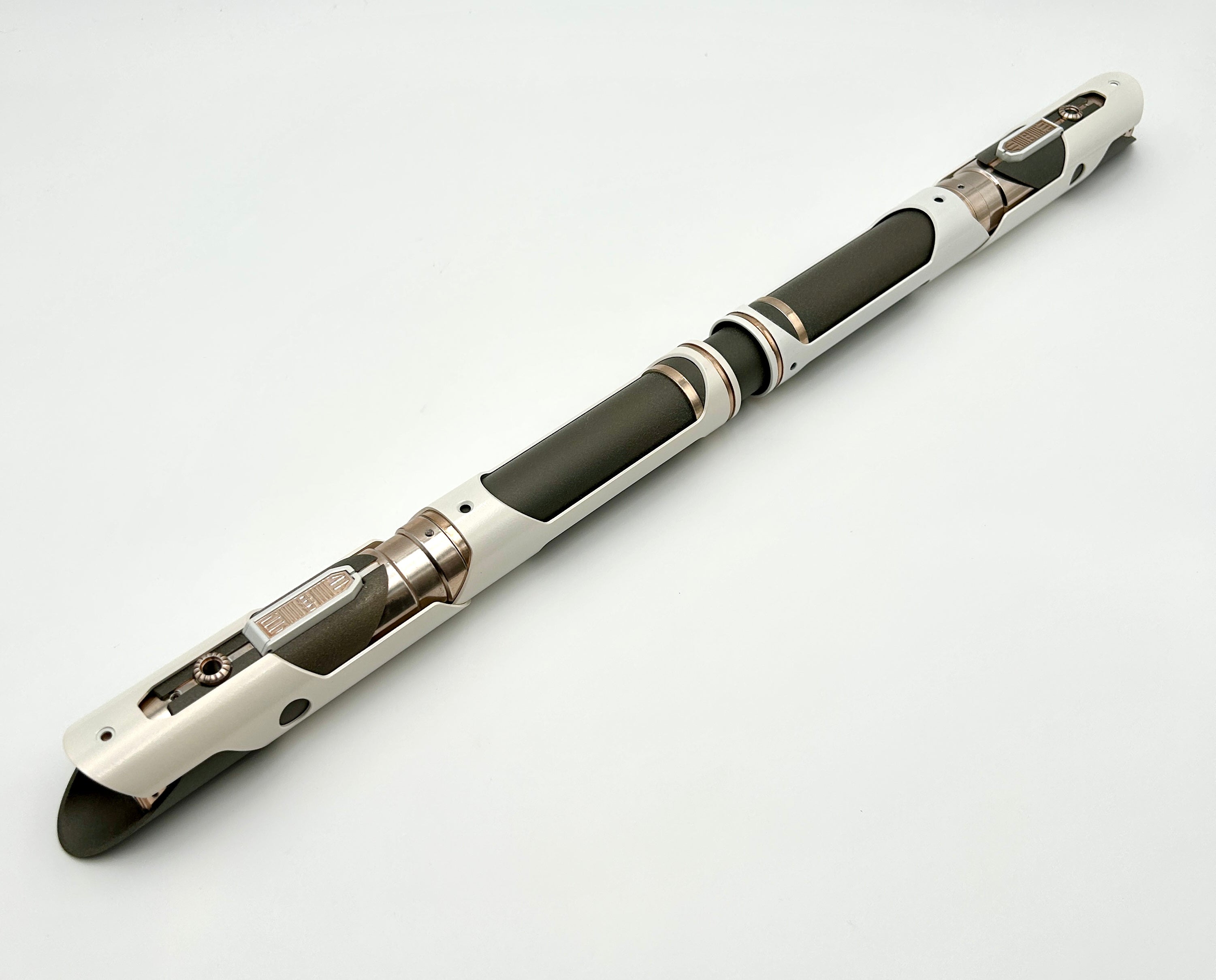 Master Sentinel V2 x Sentry Custom Mashup Staff *Empty Hilt(s)* – Saberbay